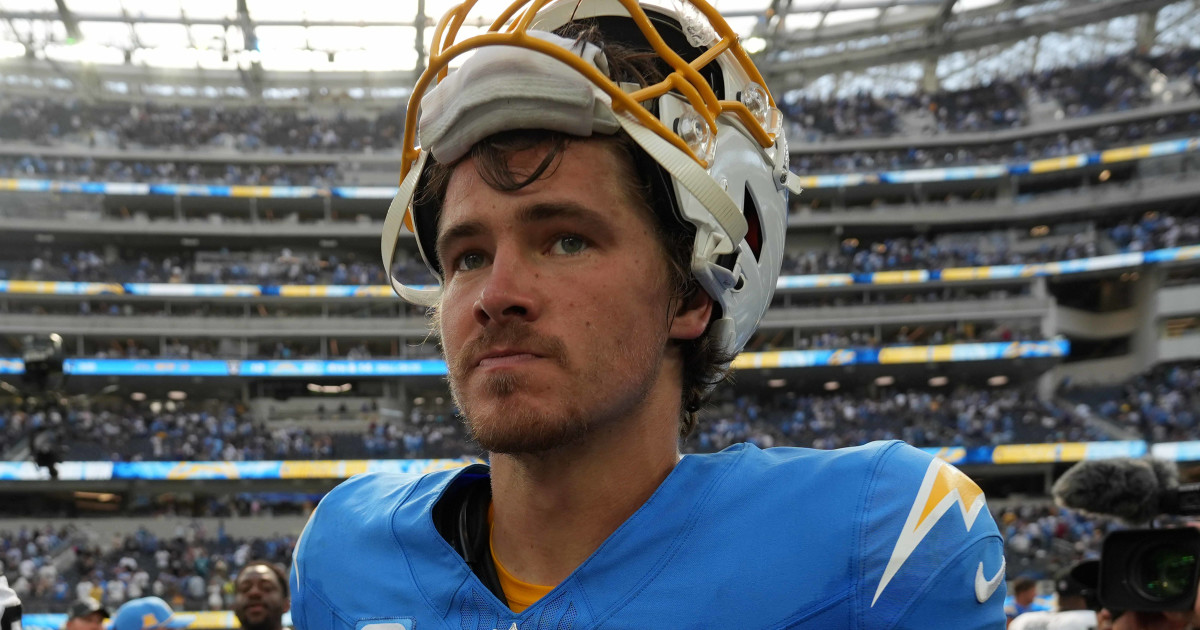 Justin Herbert Earns Praise From All-Pro Teammate After Win Against ...