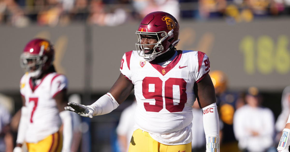 USC's Bear Alexander Makes the Next Swipe in College Football's ...
