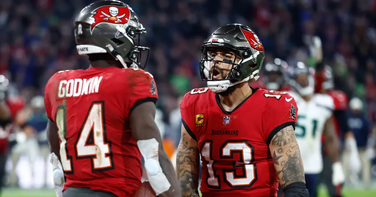 Can Tampa Bay Buccaneers' Dynamic Receiving Duo of Mike Evans and Chris ...