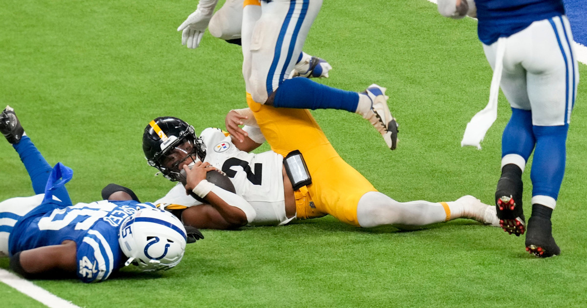 Notebook: Justin Fields Nearly Leads Steelers Comeback, But Turnovers ...