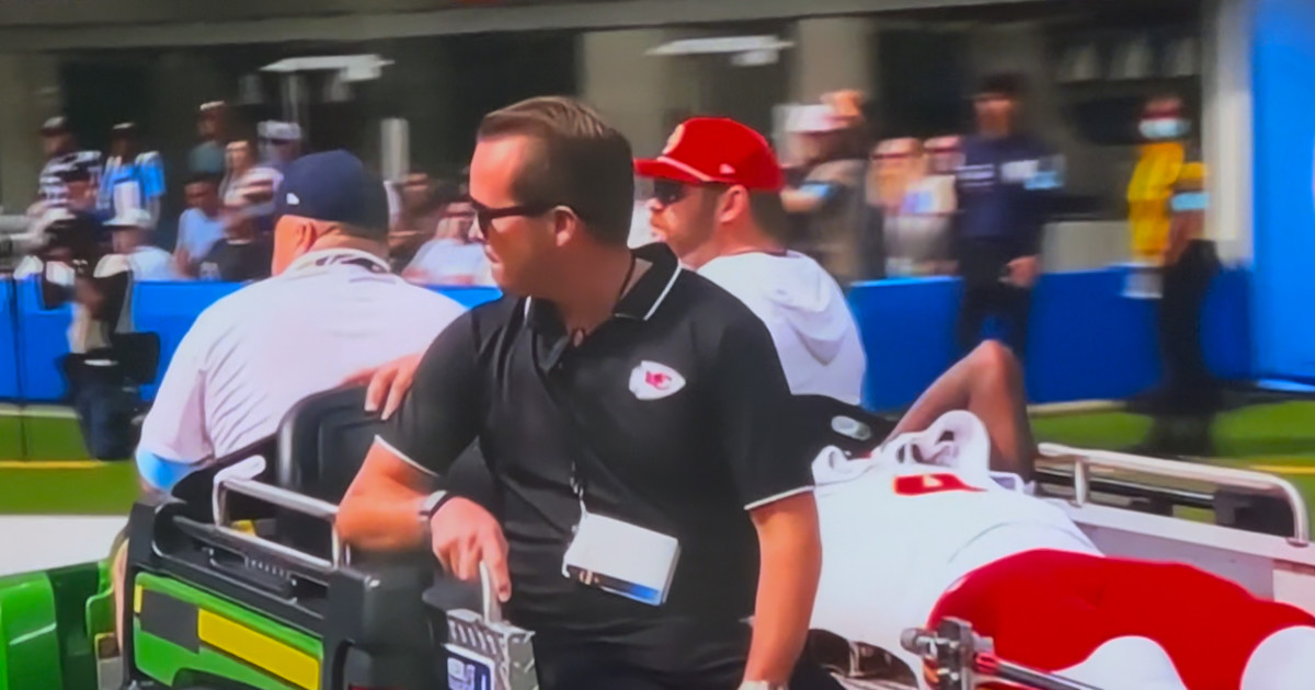 Chiefs ALERT - Patrick Mahomes' Top Target Rashee Rice Carted Off ...