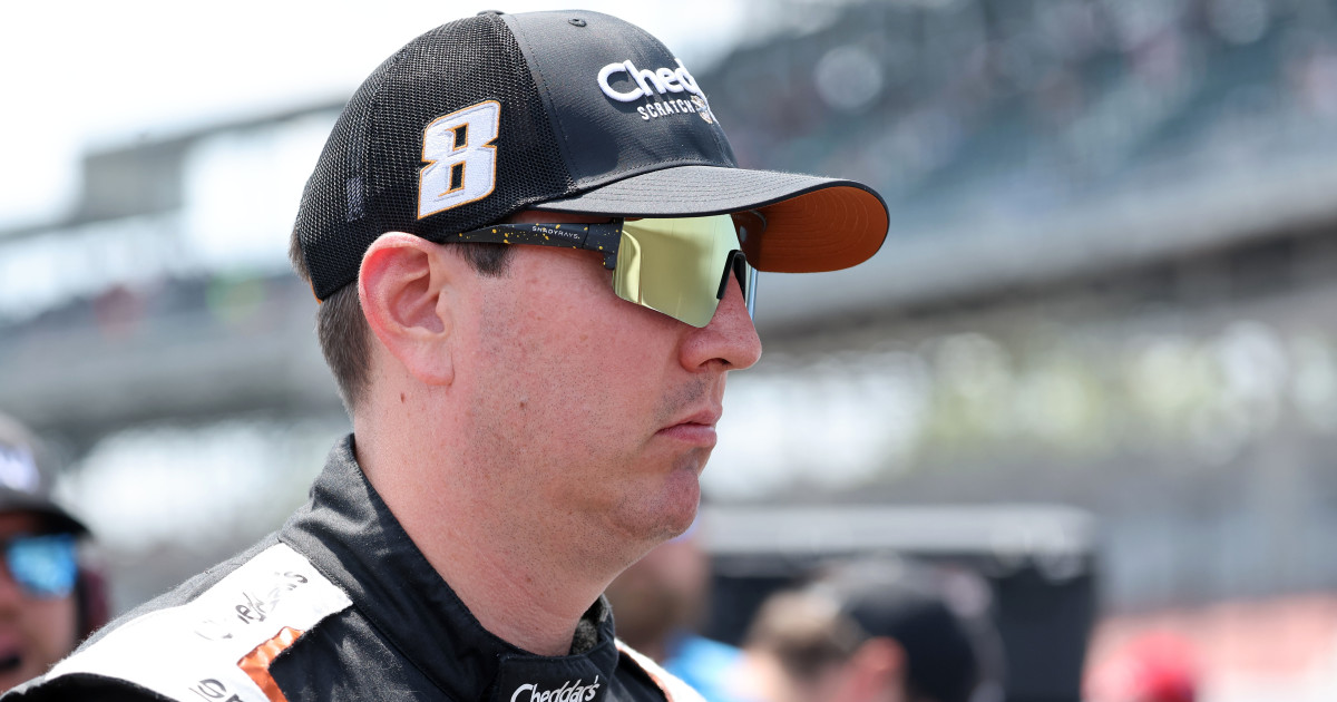 Dejected Kyle Busch Offers Painful Response After His Late Wreck Ruins ...
