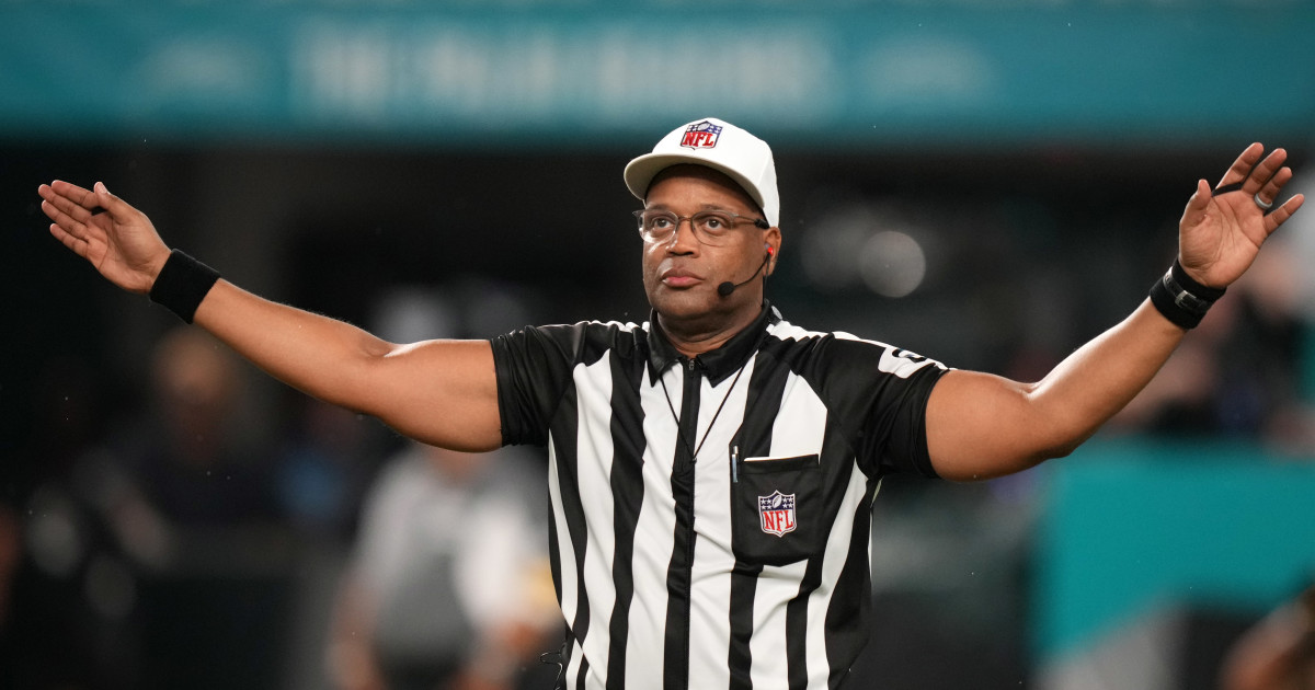 Two Blown Calls By Referee Ron Torbert Swung Thursday Night Football ...