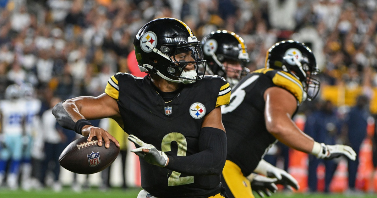 Pittsburgh Steelers vs. Dallas Cowboys: Sloppy Offensive Performance ...