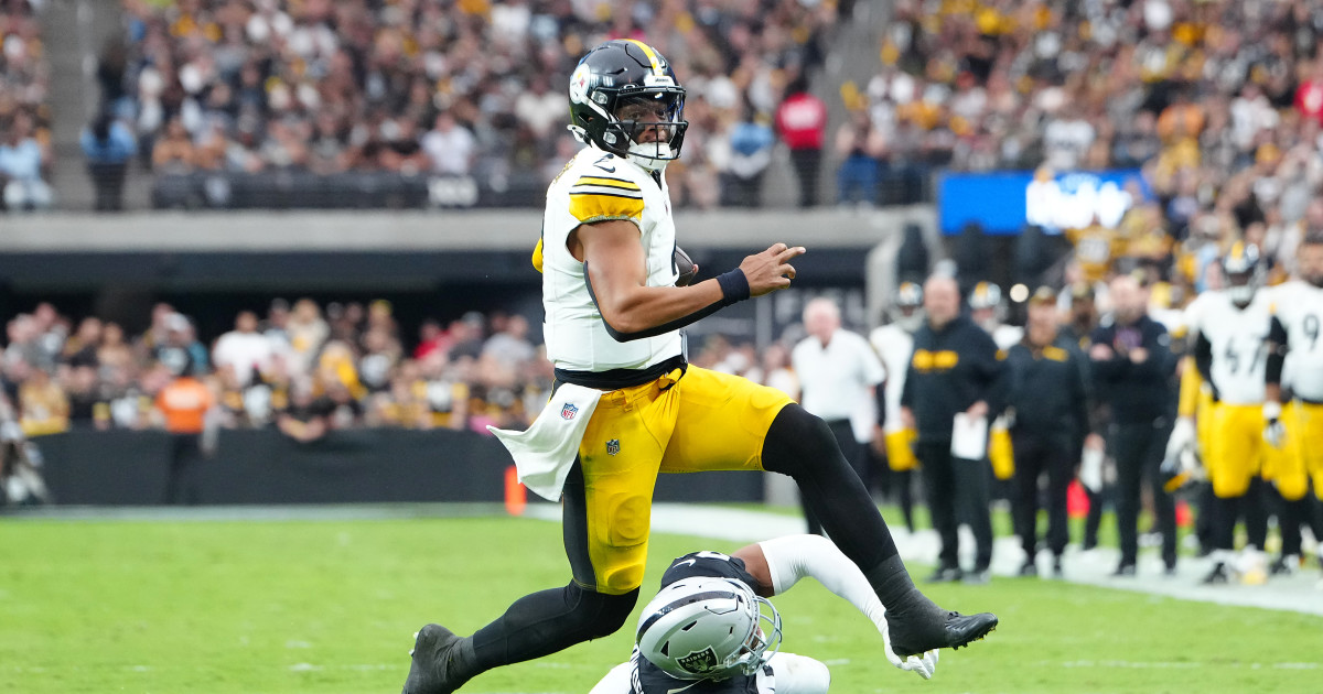 Justin Fields Staves Off Russell Wilson in Steelers Win Over Raiders ...