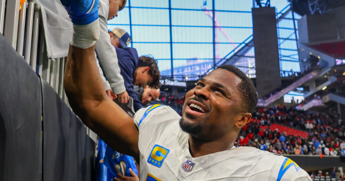 Anonymous NFL Executive Raises Major Questions About Chargers' Free ...