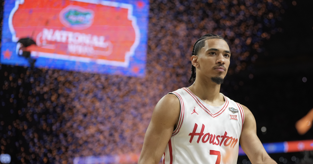 Reporter Facing Backlash For Inappropriate Behavior Toward Houston Star ...