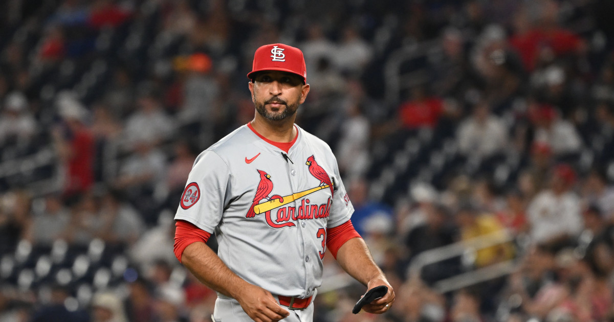 Cardinals Make Key Decision on Oli Marmol After Disappointing Season ...