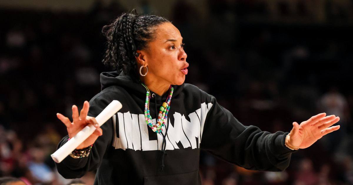 Dawn Staley Appears at WNBA Game to Watch Former South Carolina Players - Athlon Sports