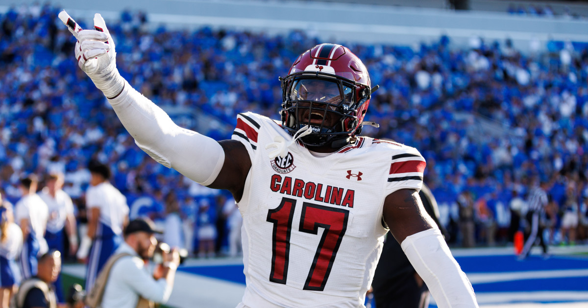 South Carolina Linebacker Demetrius Knight Brings Familiar Traits Into ...