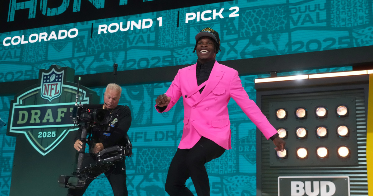 Jimmy Haslam's stunning admission on why the Browns passed on Travis ...