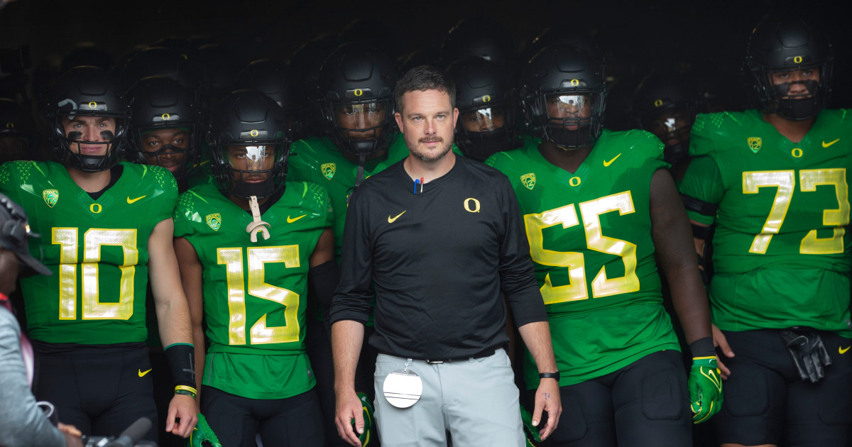 How to Watch No. 6 Oregon vs. Oregon State: TV Channel, College Football Live Streaming, Kickoff ...