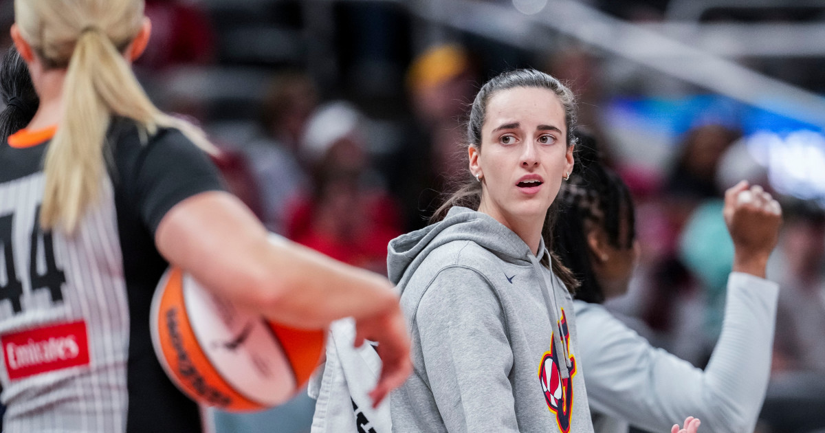 Caitlin Clark's Interaction With WNBA Referee During Fever Game Caught ...