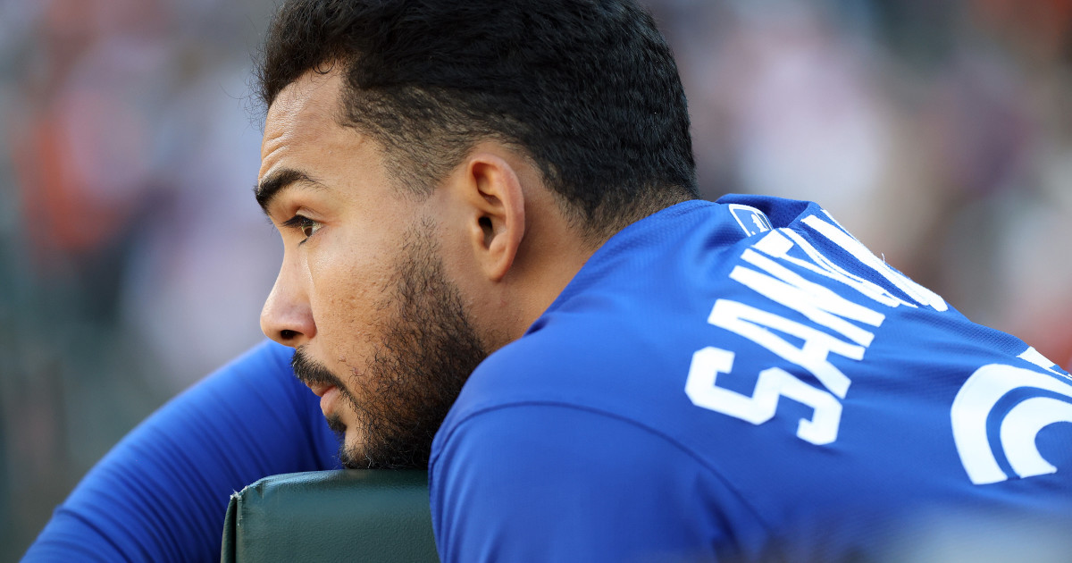 Blue Jays Provide Unsettling Injury Update to Anthony Santander ...