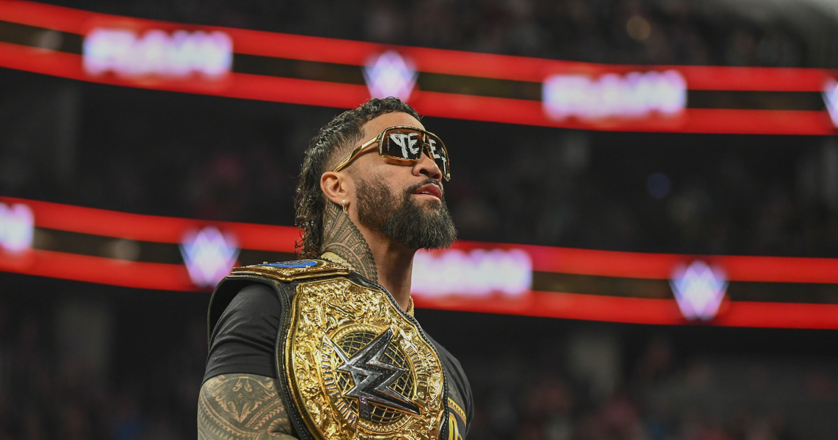 WWE Cameras Caught a 'Shocking' Moment After Raw Went Off the Air image ...