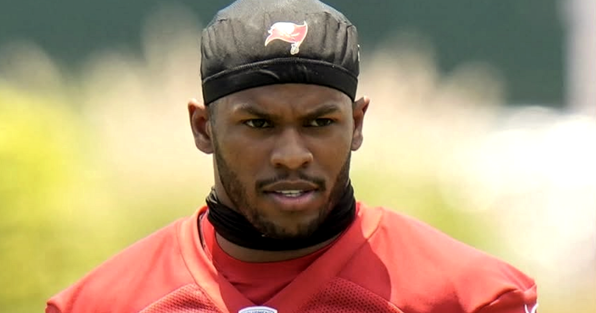 Shilo Sanders News Emerges Weeks After Release From Buccaneers - Athlon ...