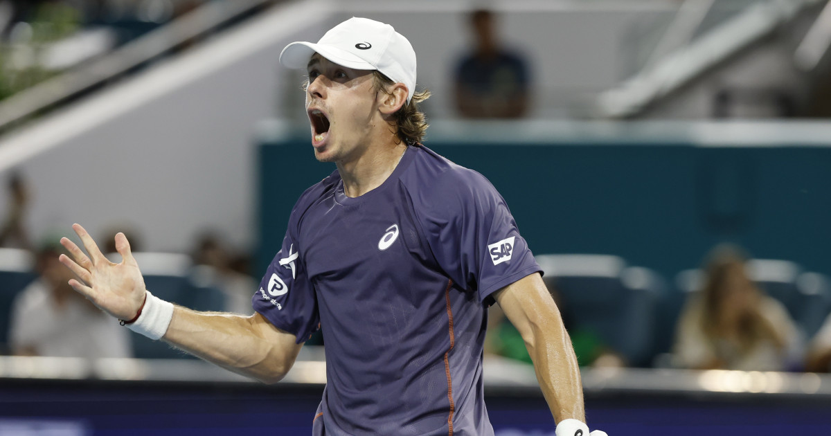 Alex de Minaur Makes Bold Statement Ahead of Roland Garros - Athlon Sports