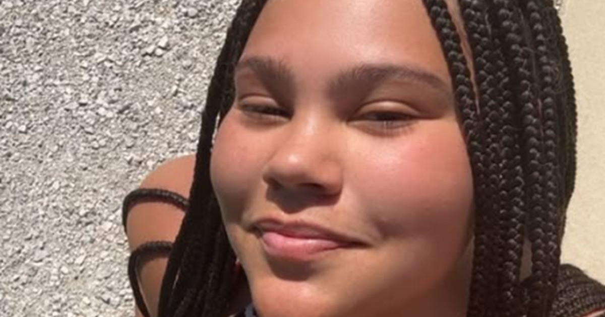 Iowa Star Star Audi Crooks Turns Heads in Latest Swimsuit Photo ...