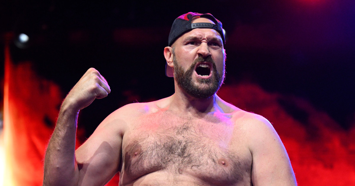 "What a Sore Loser!" Boxing Fans React To Tyson Fury Coming Out of ...