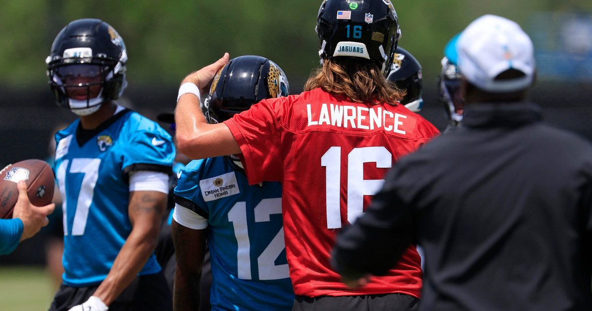 Trevor Lawrence and Tee Higgins Secure Top-Tier NFL Rankings, But ...