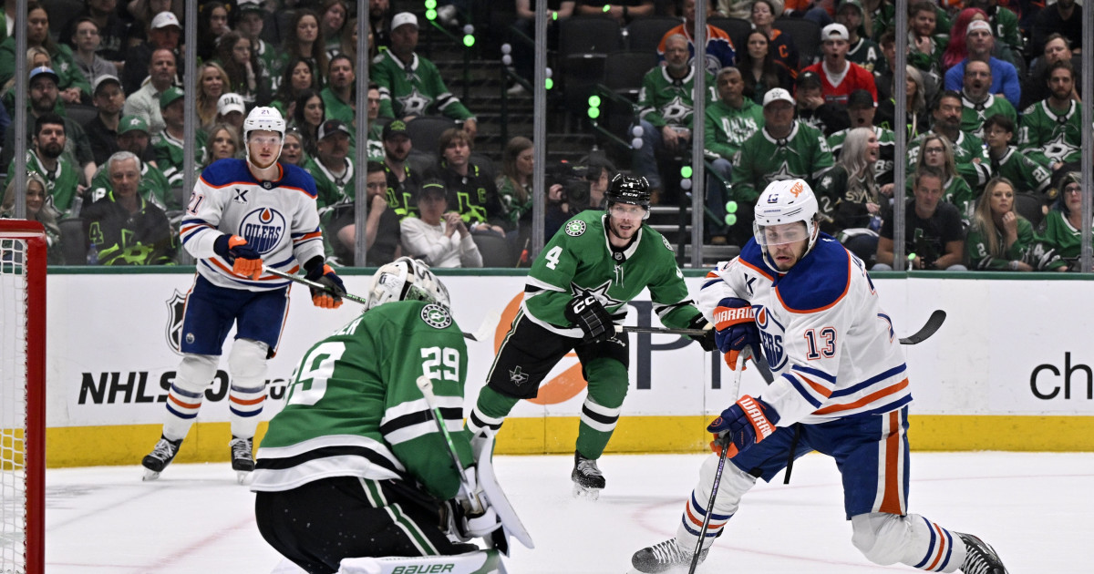 Peter DeBoer Offers Head-Scratching Comments on Stars-Oilers Series ...