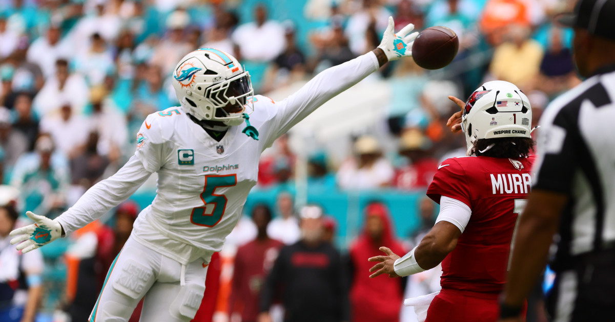 Dolphins Trade Idea Sends Fan Favorite to AFC Rival - Athlon Sports