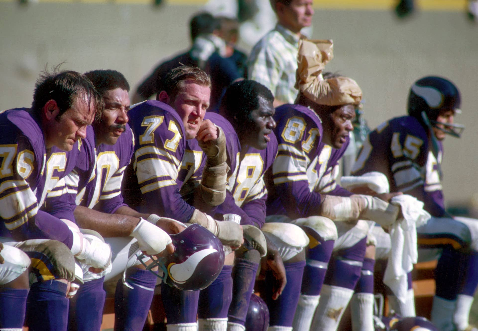 Vikings Reveal Devastating News With Death of 19-Year Legend - Athlon ...