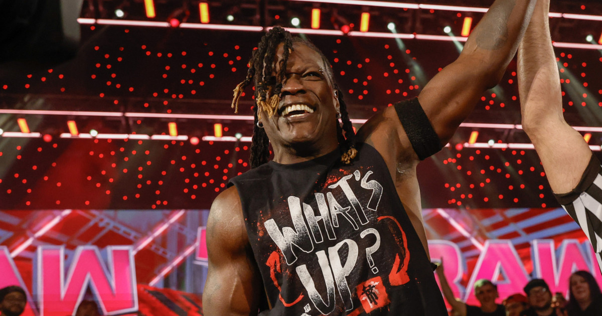 R-Truth Shocks Fans With WWE Return at 'Money in the Bank 2025 ...