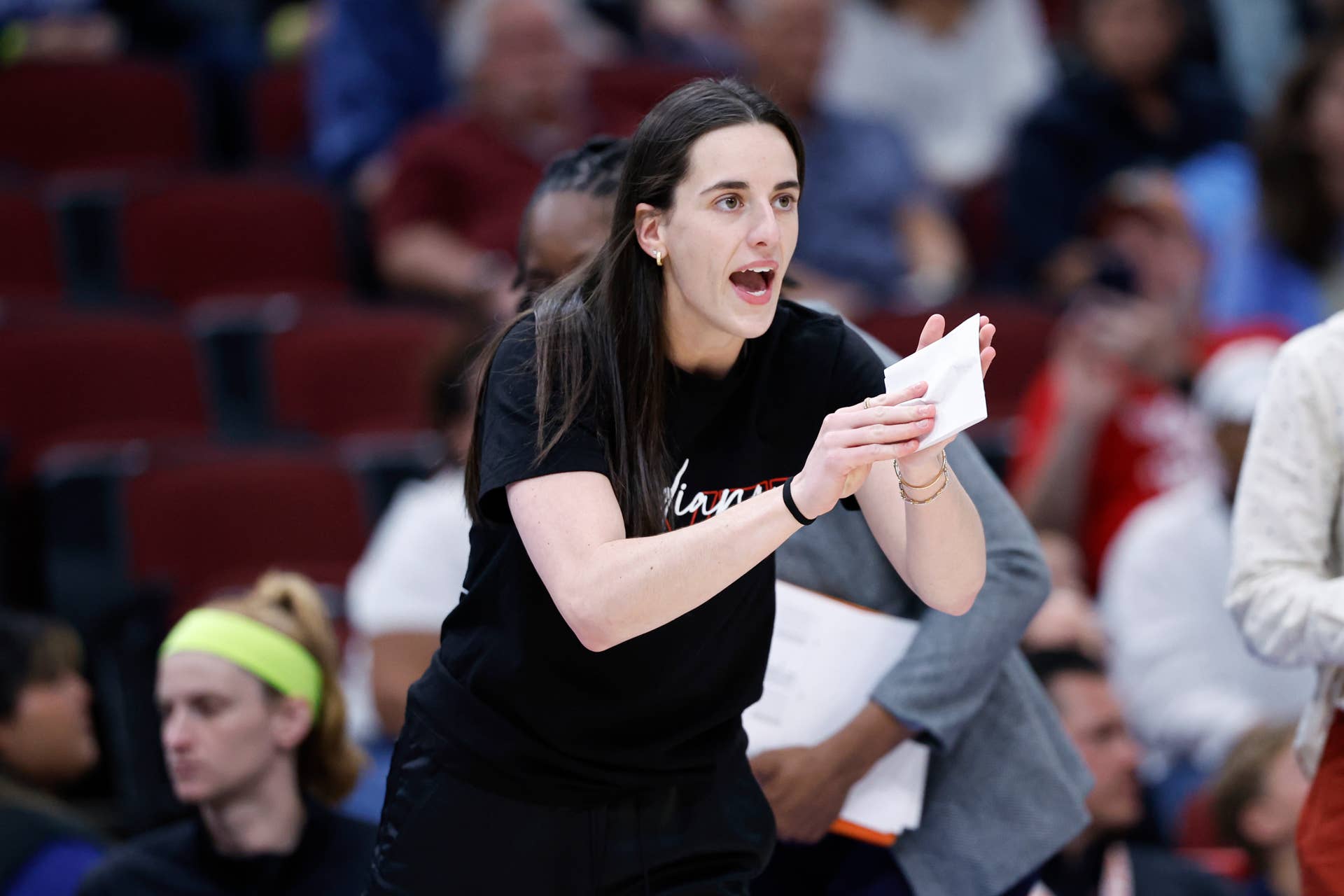 Sideline Video of Fever’s Caitlin Clark Turns Heads Amid Injury Absence ...