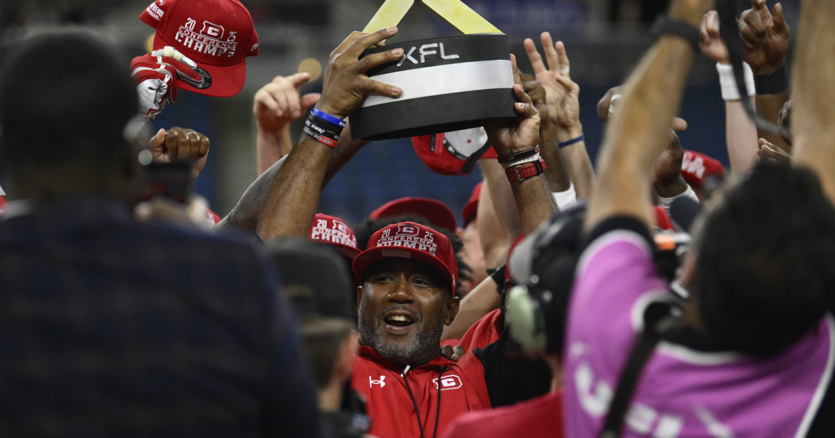 Shannon Harris One Win from Historic UFL Title as HBCU Coach - Athlon ...