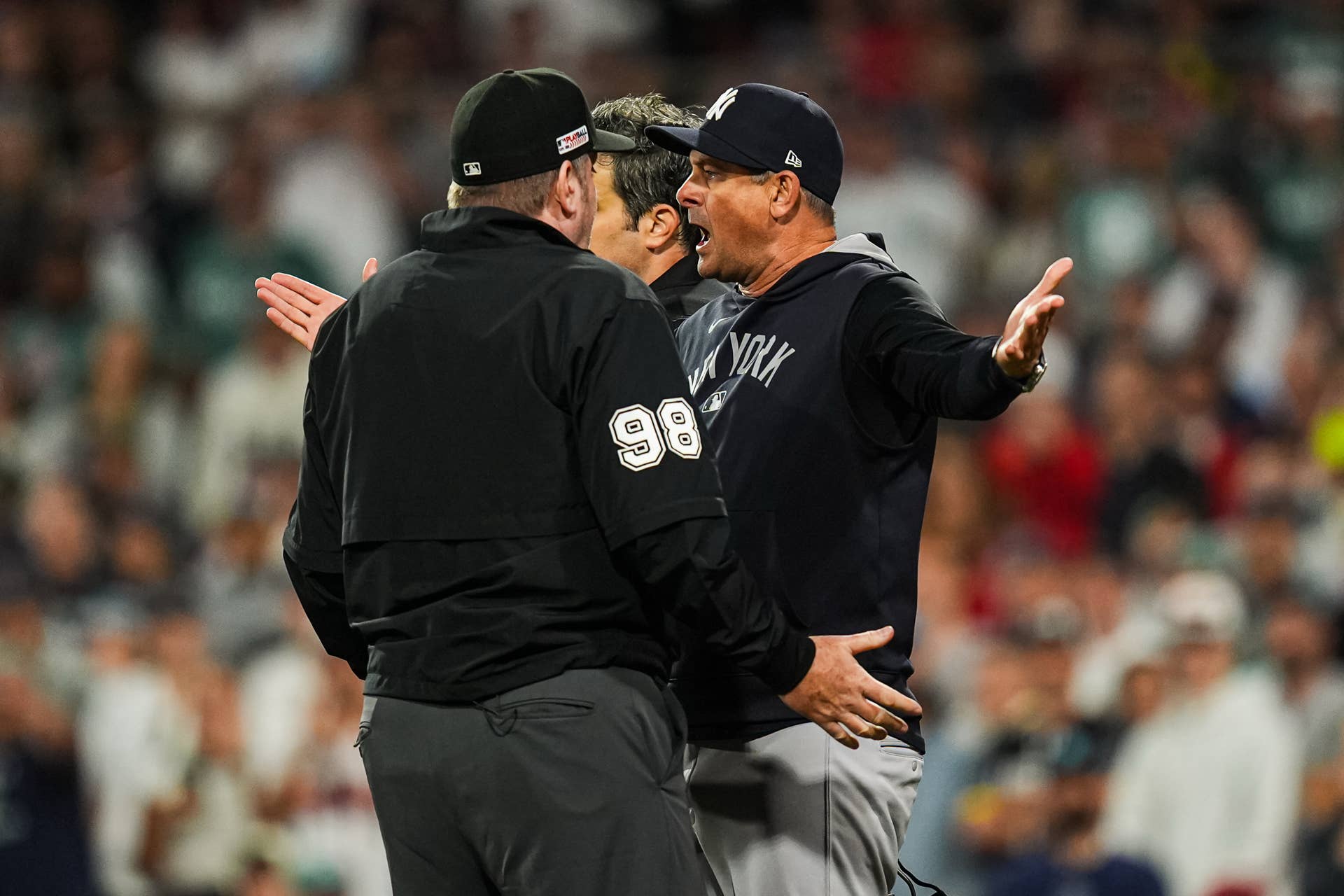 Aaron Boone Climbs MLB Ejection Ranks With Another Fenway Blowup ...