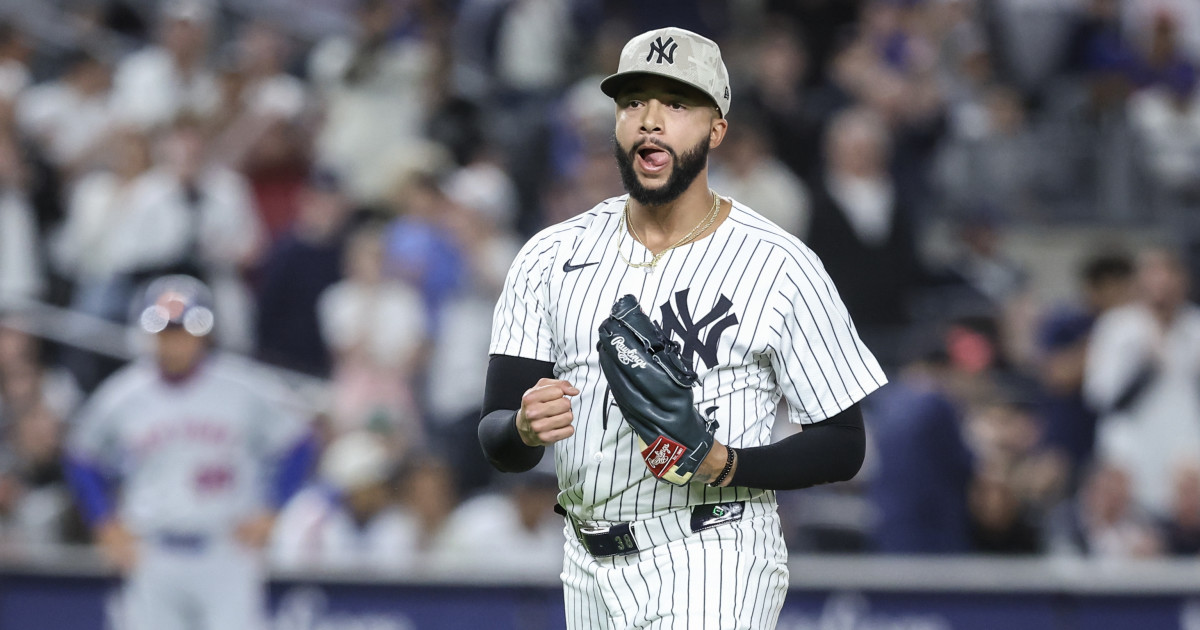 Closer Role In Question As Luke Weaver Nears Yankees Return - Athlon Sports