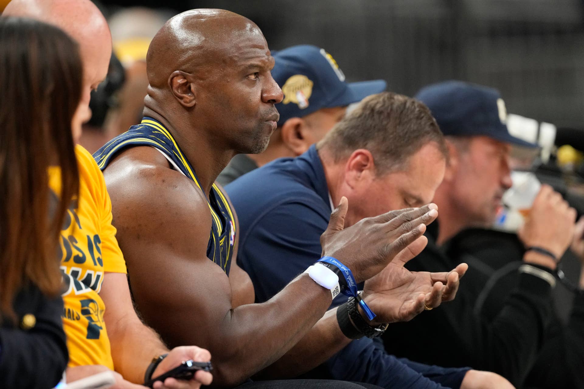 Fans Shower Ex-Redskins Linebacker Terry Crews With Love After Latest ...