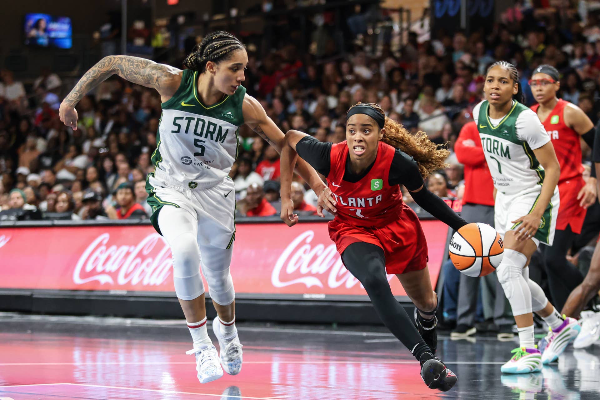 2x WNBA Champion Makes History With the Dream on Thursday - Athlon Sports