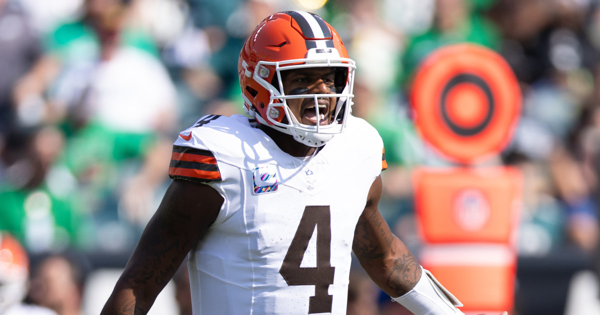 Deshaun Watson Coach Takes Jab at Deion Sanders - Athlon Sports