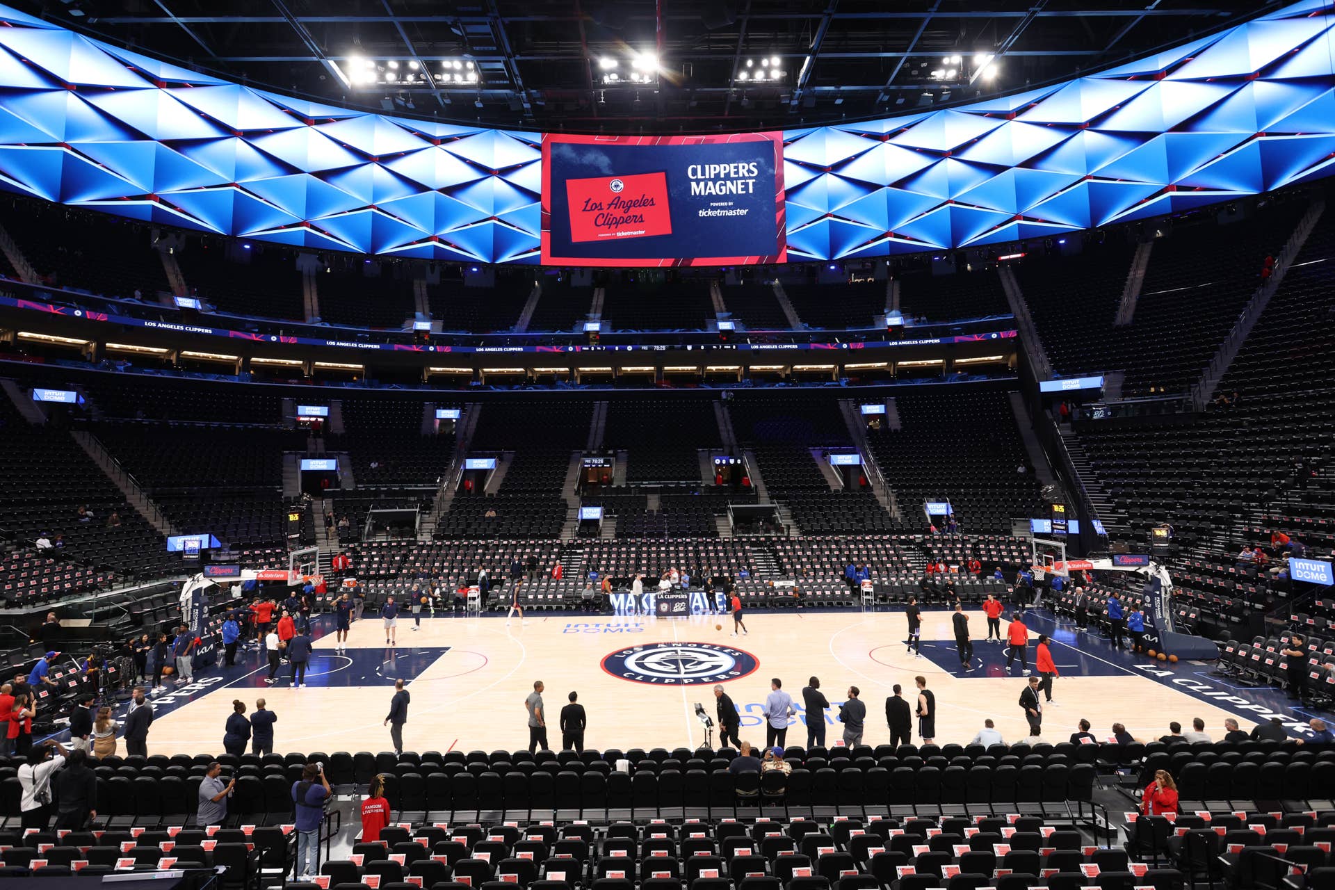 Fans In Disbelief Over Cost Of Parking At New Clippers Arena - Athlon ...