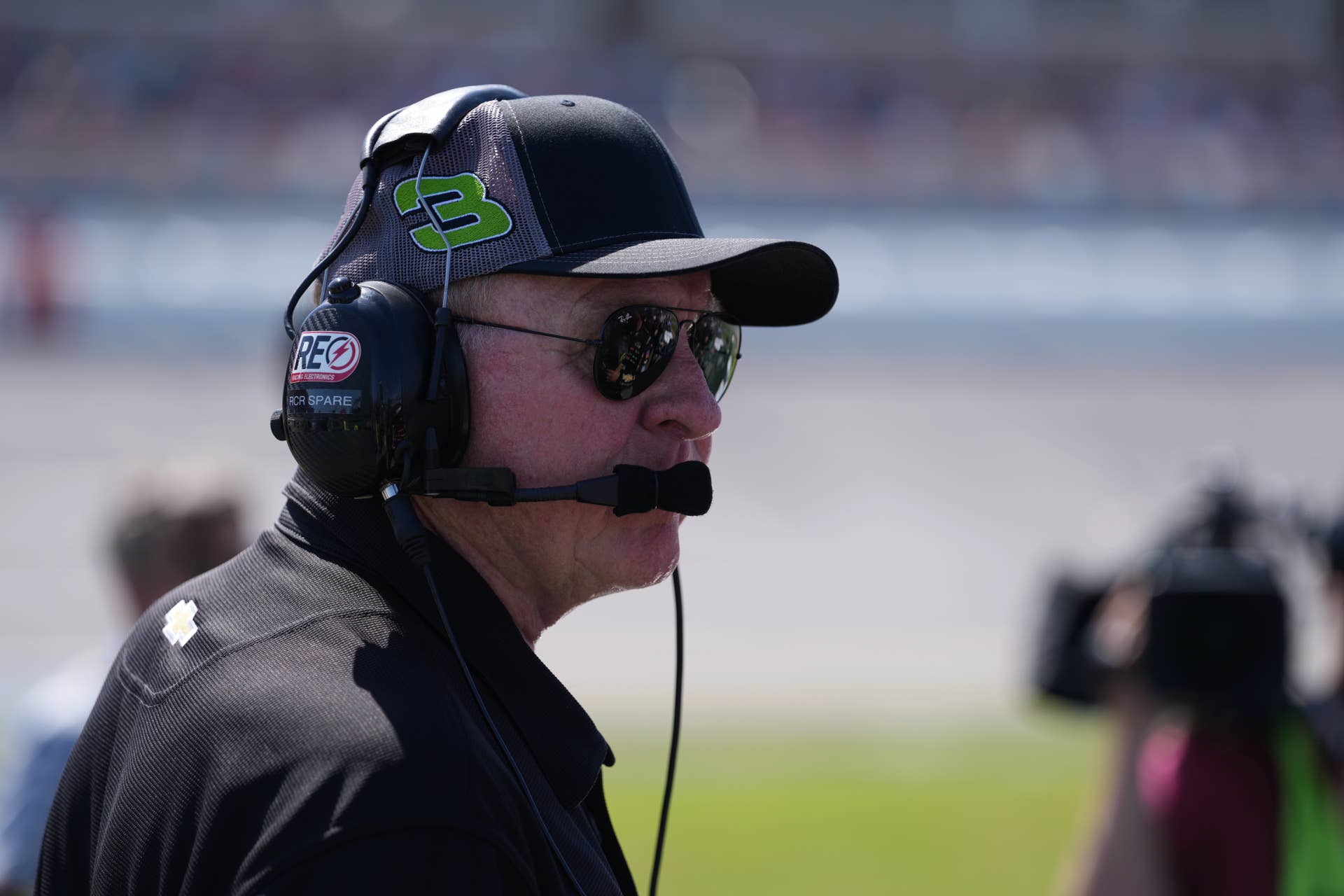 Larry Mac Suspects Front Row Was Ratted On and Calls Out Team for Odd ...