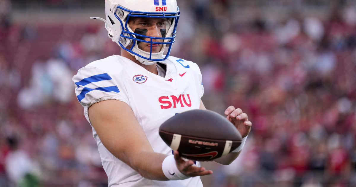 Fans Calling For NCAA Transfer Portal QB to be Inserted Into College ...