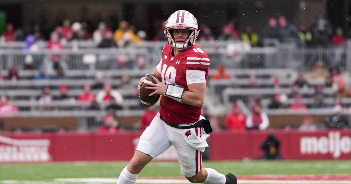 Wisconsin Football QB Braedyn Locke Enters the Transfer Portal - Athlon ...
