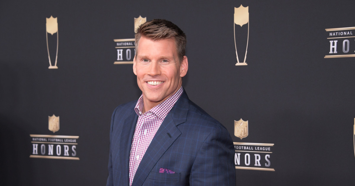 NFL RedZone Audio Issues Leave Fans Frustrated on Sunday - Athlon Sports