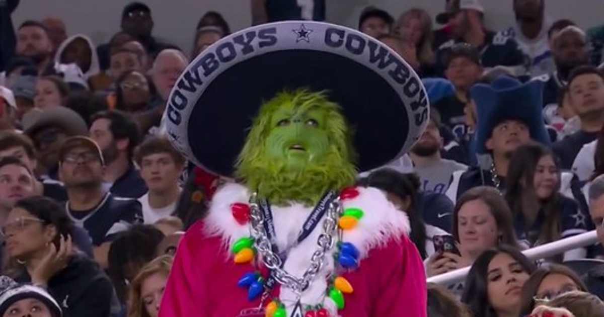 Report Card Grades Revealed As Grinch Dallas Cowboys Steal Christmas ...