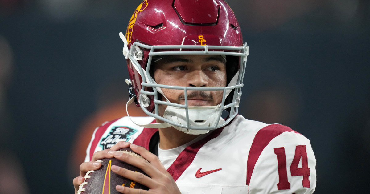 College Football Reporter Predicts Starting USC QB for Week 1 - Athlon ...