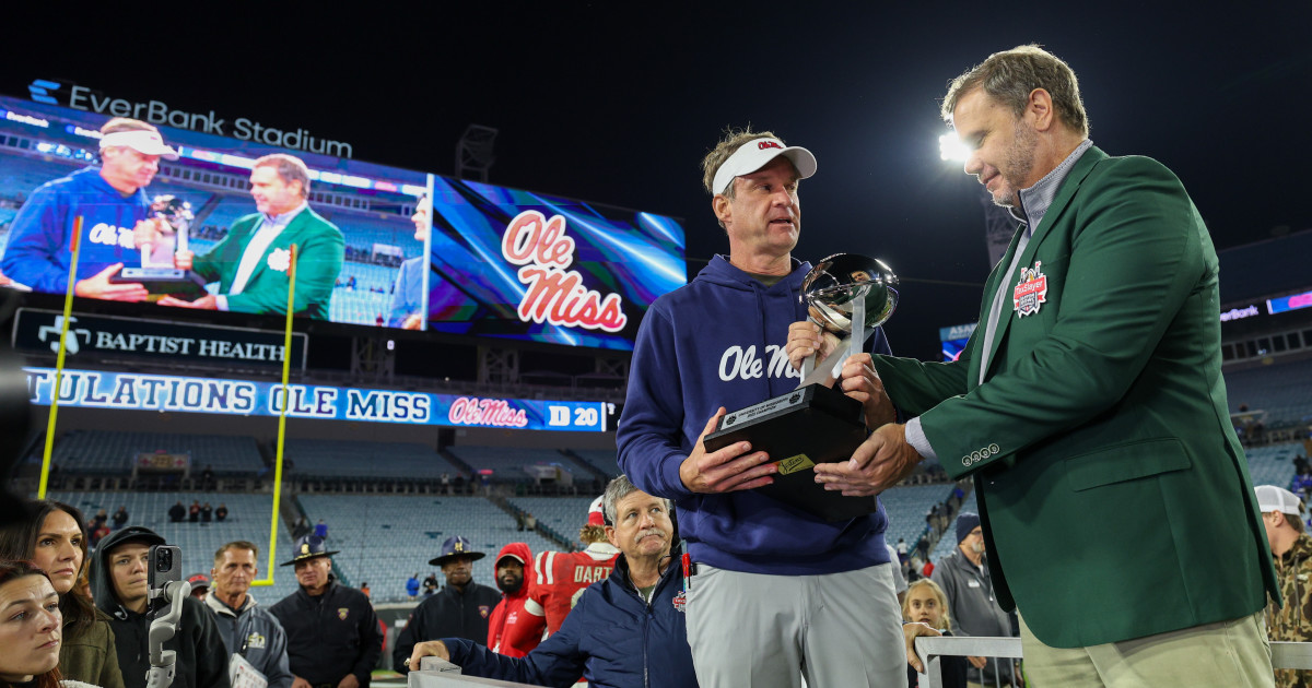Lane Kiffin’s Parting Shot to Playoff Committee After Ole Miss’ Gator ...