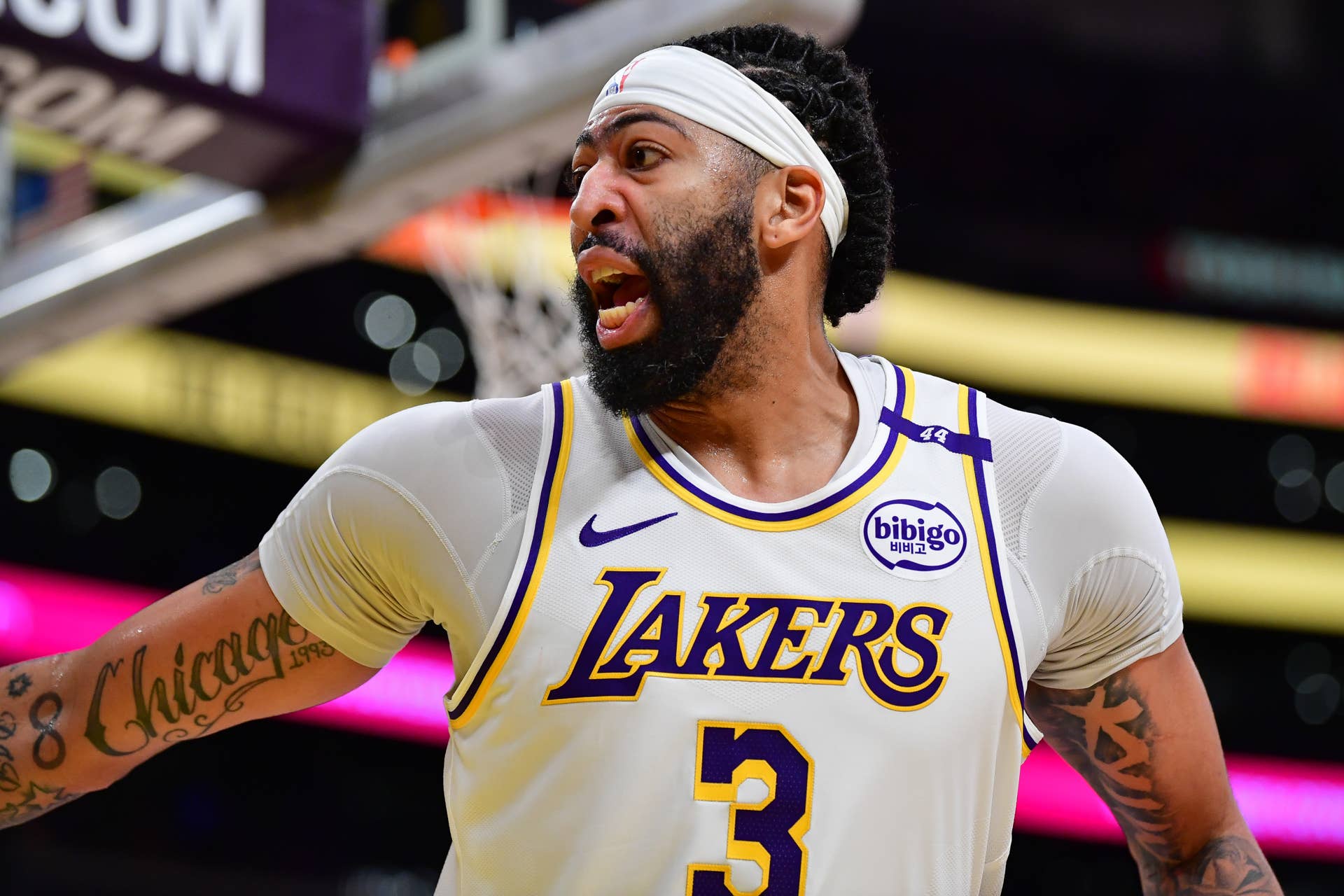 Anthony Davis Gives Clear Indication He Was Done With Lakers - Athlon ...