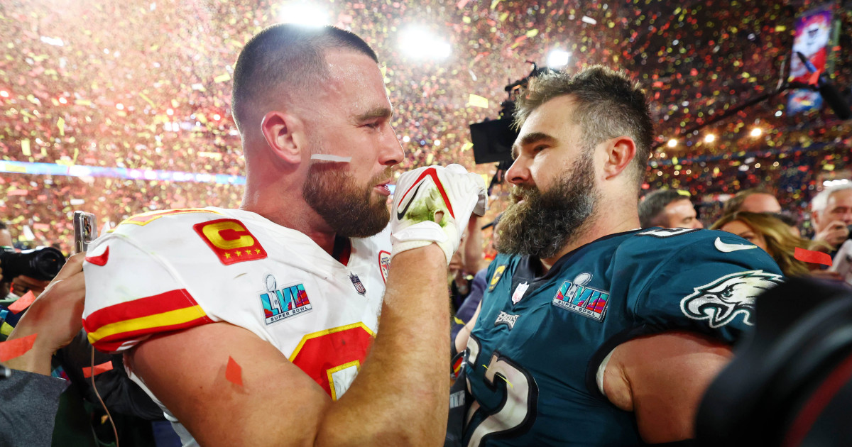 Travis & Jason Kelce Slam Hometown NFL Team - Athlon Sports