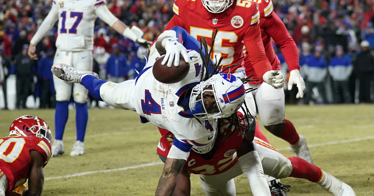 Bills’ Josh Allen Offers Silver Lining To James Cook Practice Hold Out ...