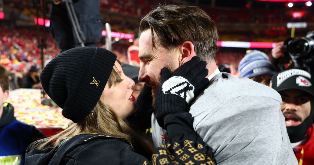 Taylor Swift Receives Super Bowl Prediction from NFL Legend - Athlon Sports