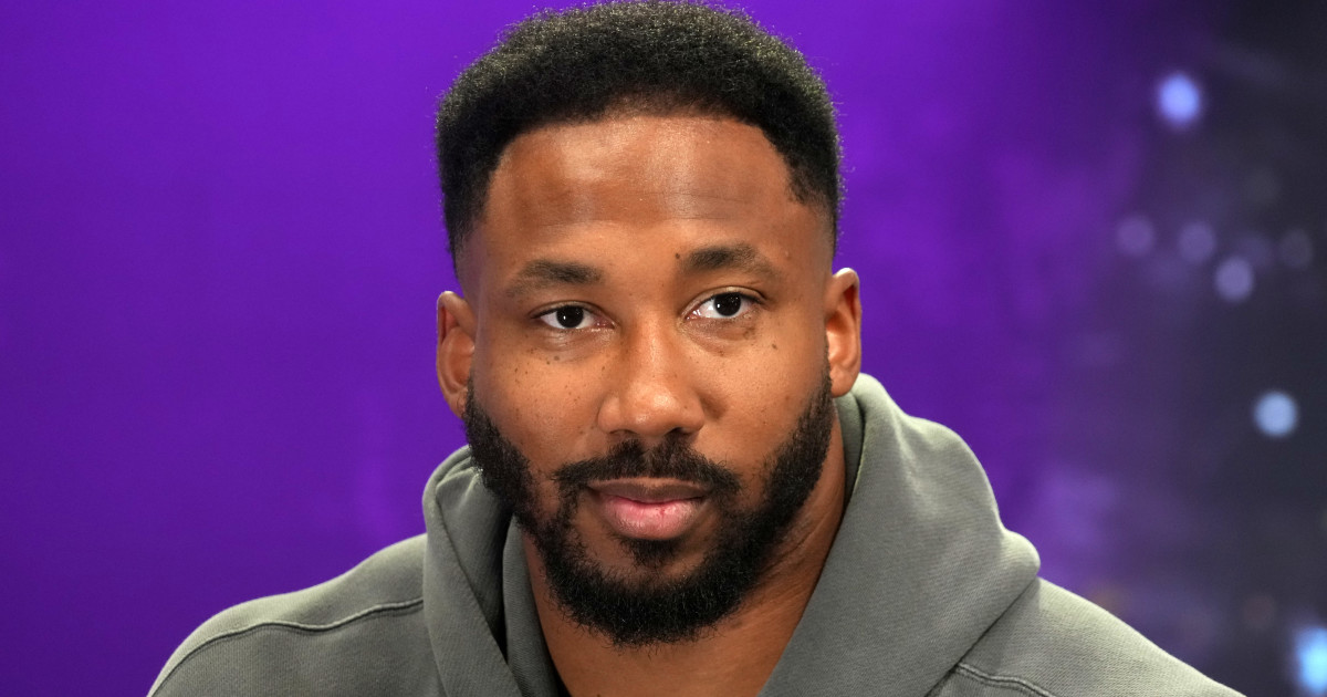 Browns' Myles Garrett Sends Strong Message on Dillon Gabriel Before ...