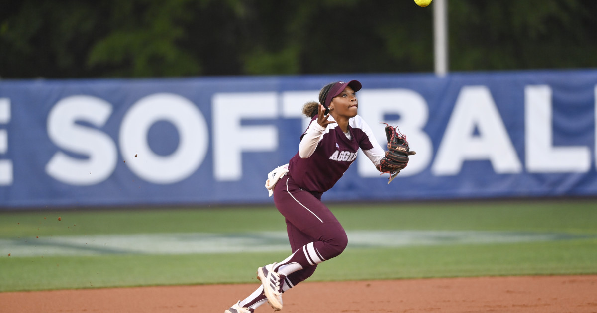 Lessentine Tosses Gem in Debut, Aggies Win Fifth Straight Game - Athlon ...