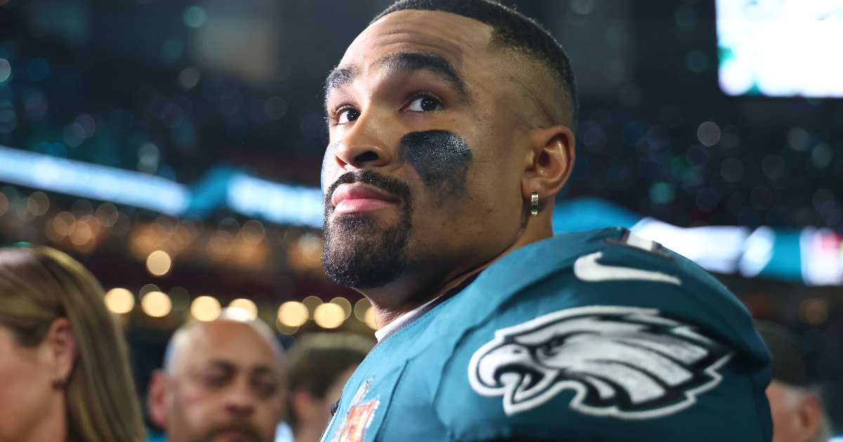 Eagles’ Jalen Hurts Makes Ring Decision Part of Major Push to ‘Win-Now ...